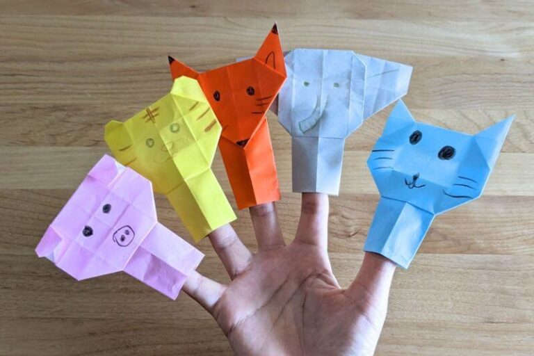 おりがみでつくる指人形のご紹介。ネコ、トラ、ブタ、キツネ、コアラ、ゾウ。色んな動物が出来上がりました。 | クラフポ